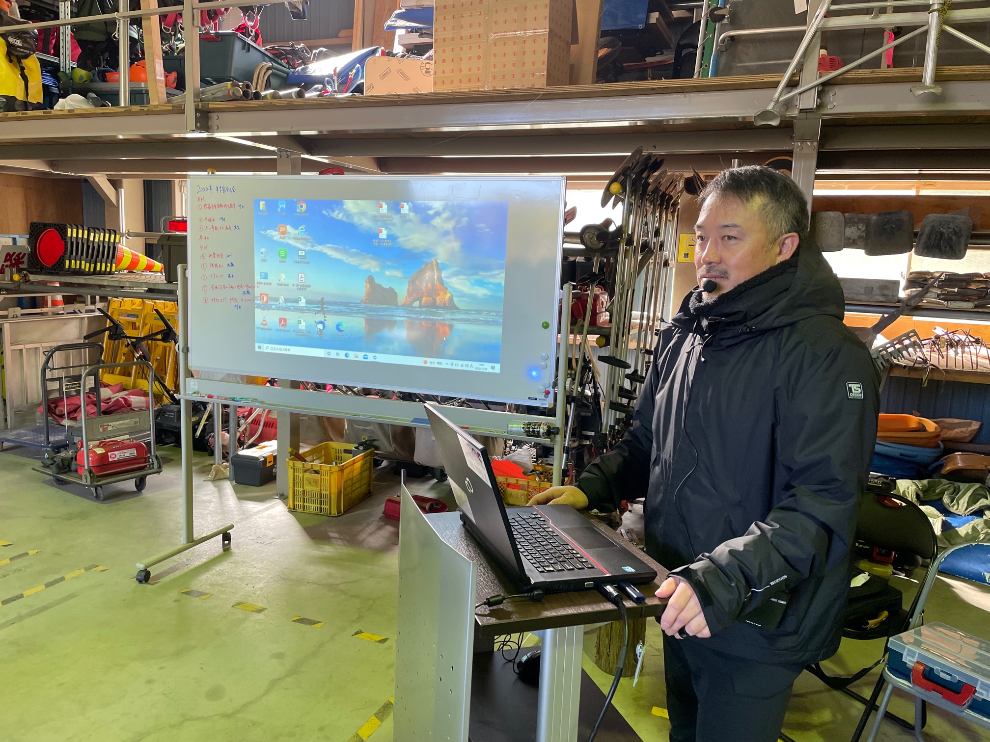 年末社内安全大会 2/3 - グリーンビルド